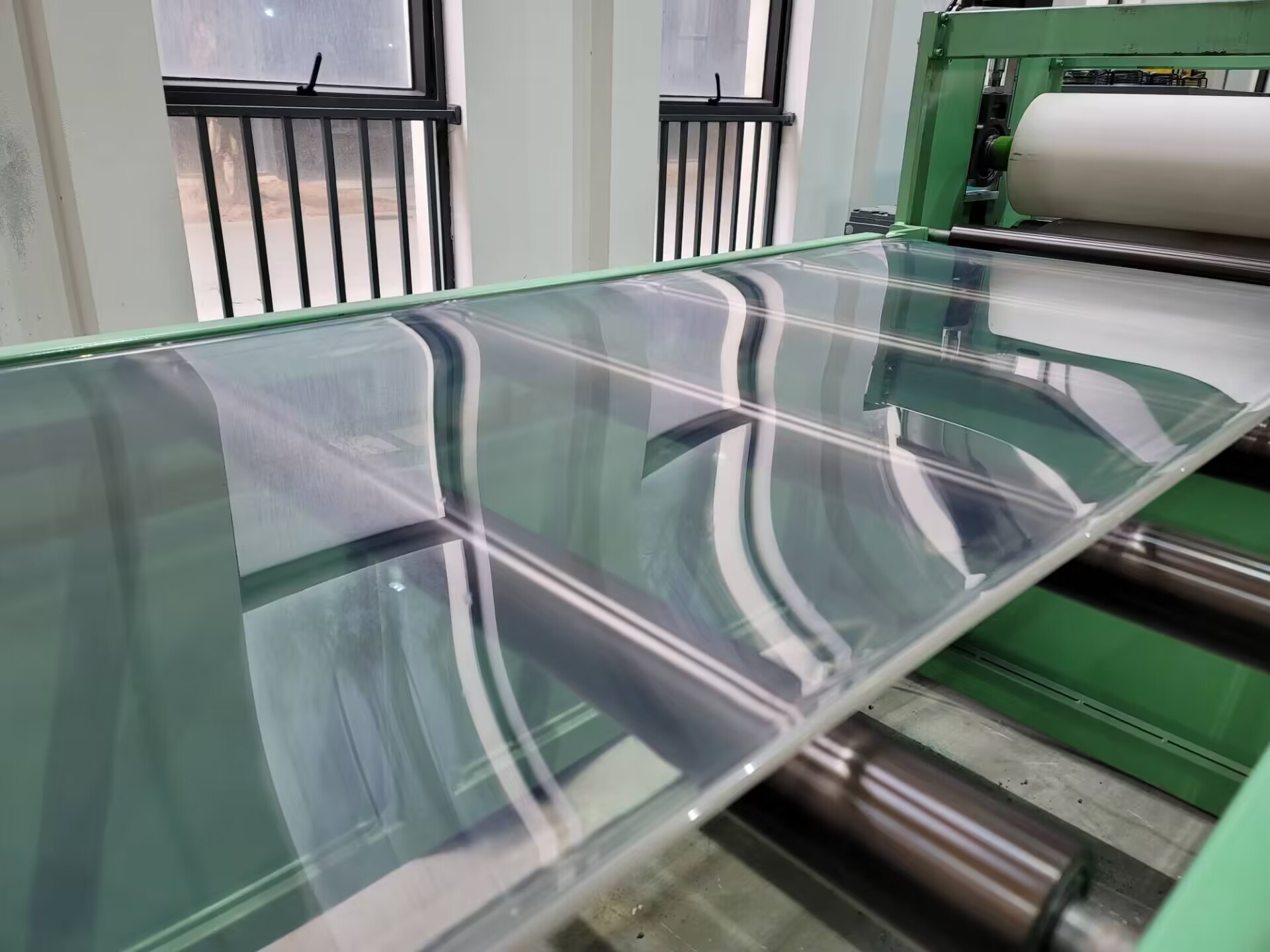 TPU board extrusion machine for supercritical foaming